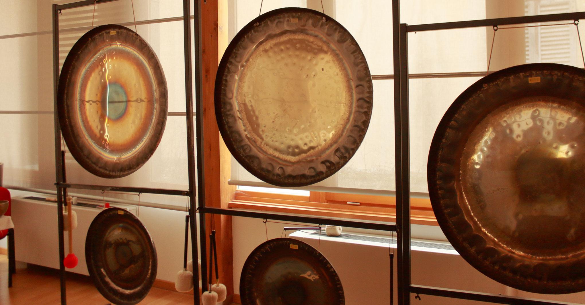 Chakra Singing Bowls – Singing Bowls, Chimes and more